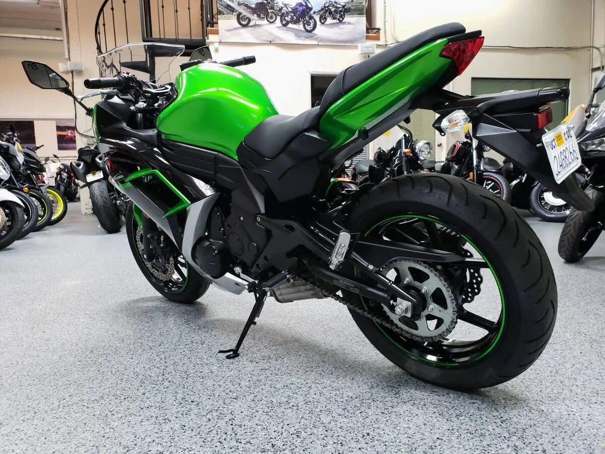 2016 Kawasaki Ninja 650 - AK Motors