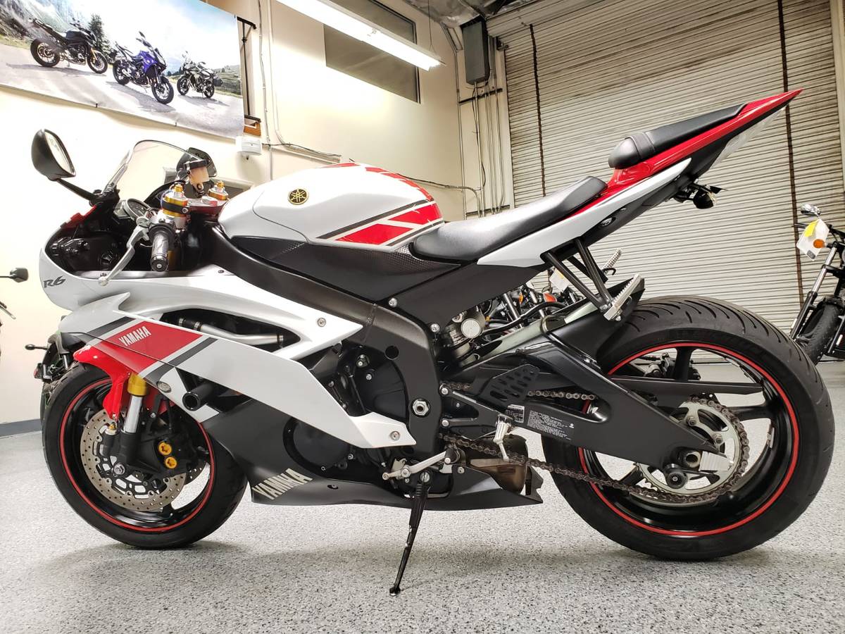 2012 Yamaha R6 WGP 50th Anniversary Edition - AK MotorsAK Motors