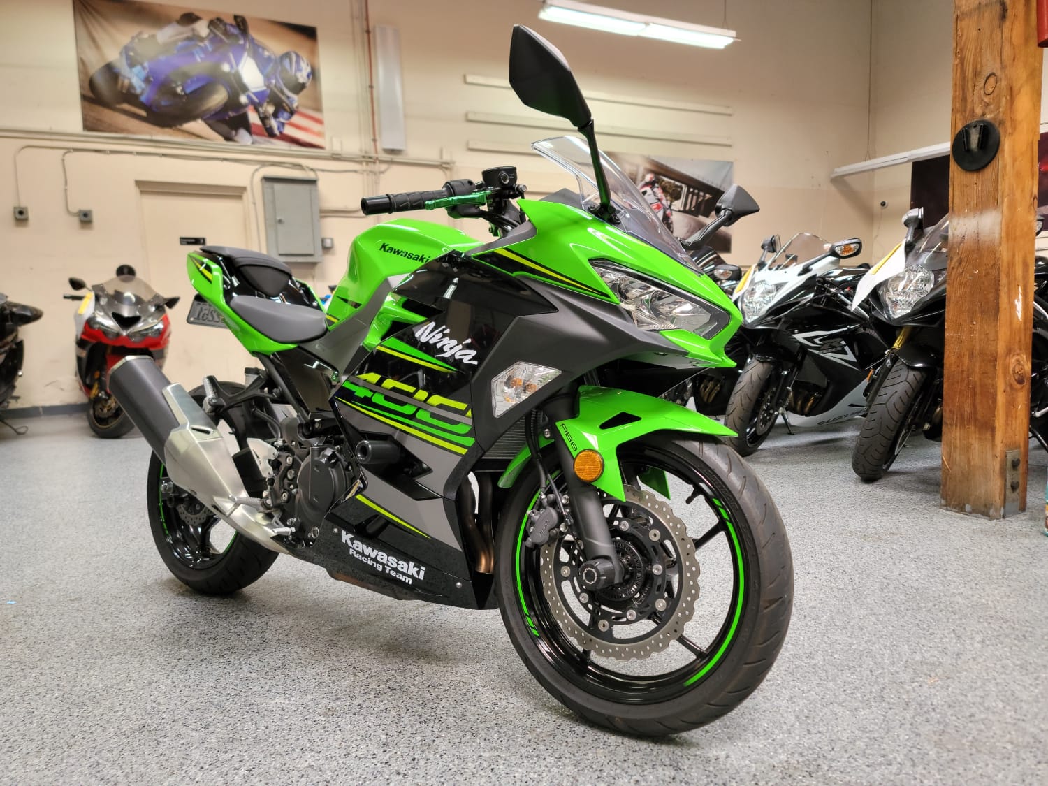 2018 Kawasaki Ninja 400 ABS KRT EDITION - AK Motors