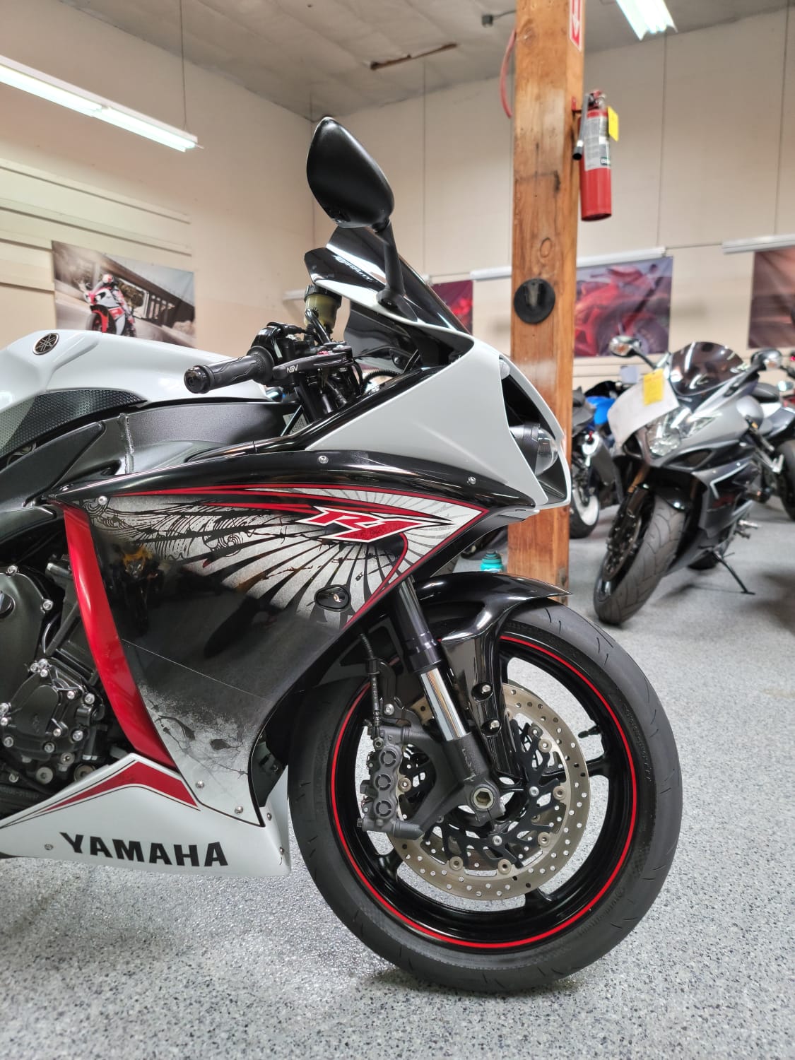 2012 Yamaha R1 Crossplane RAVEN EDITION - AK MotorsAK Motors