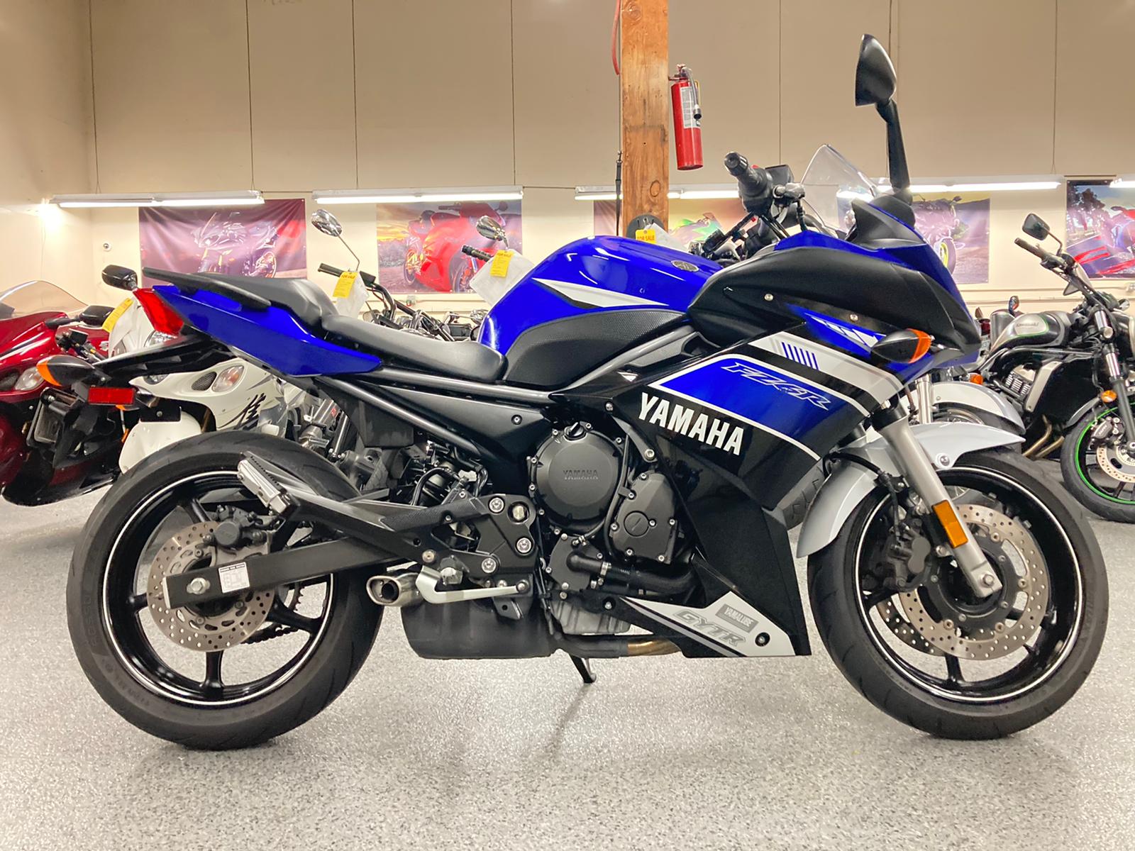 2013 Yamaha FZ6R - 10000 Miles | AK Motors