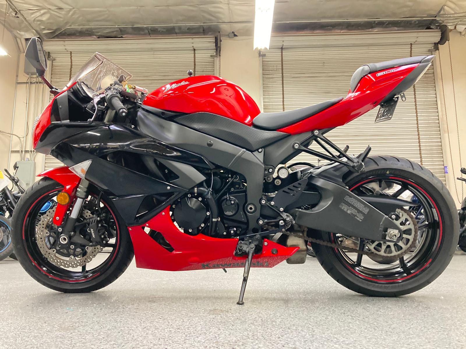 2012 Kawasaki Ninja ZX6R - AK Motors