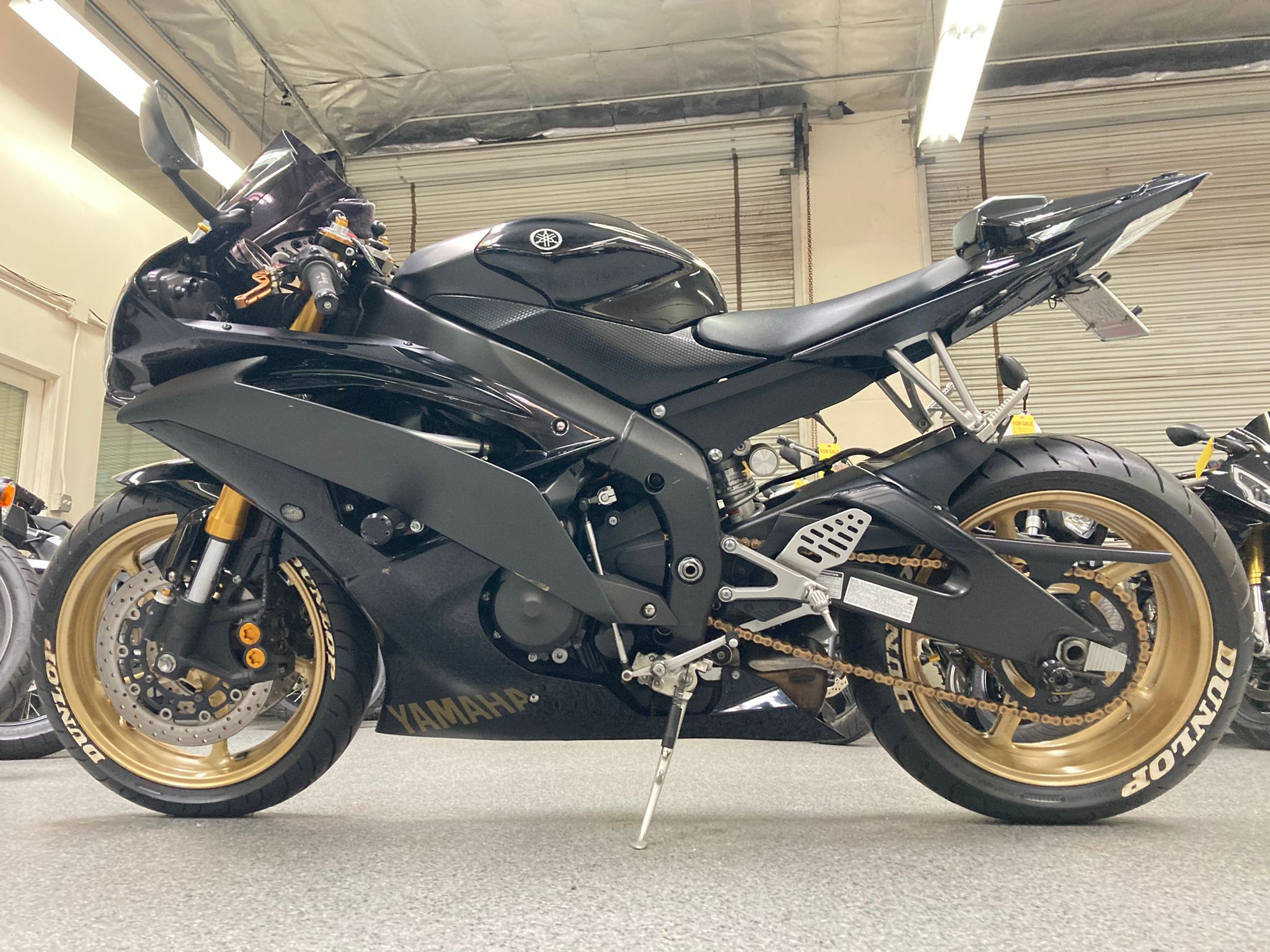 2009 Yamaha R6 RAVEN - AK MotorsAK Motors