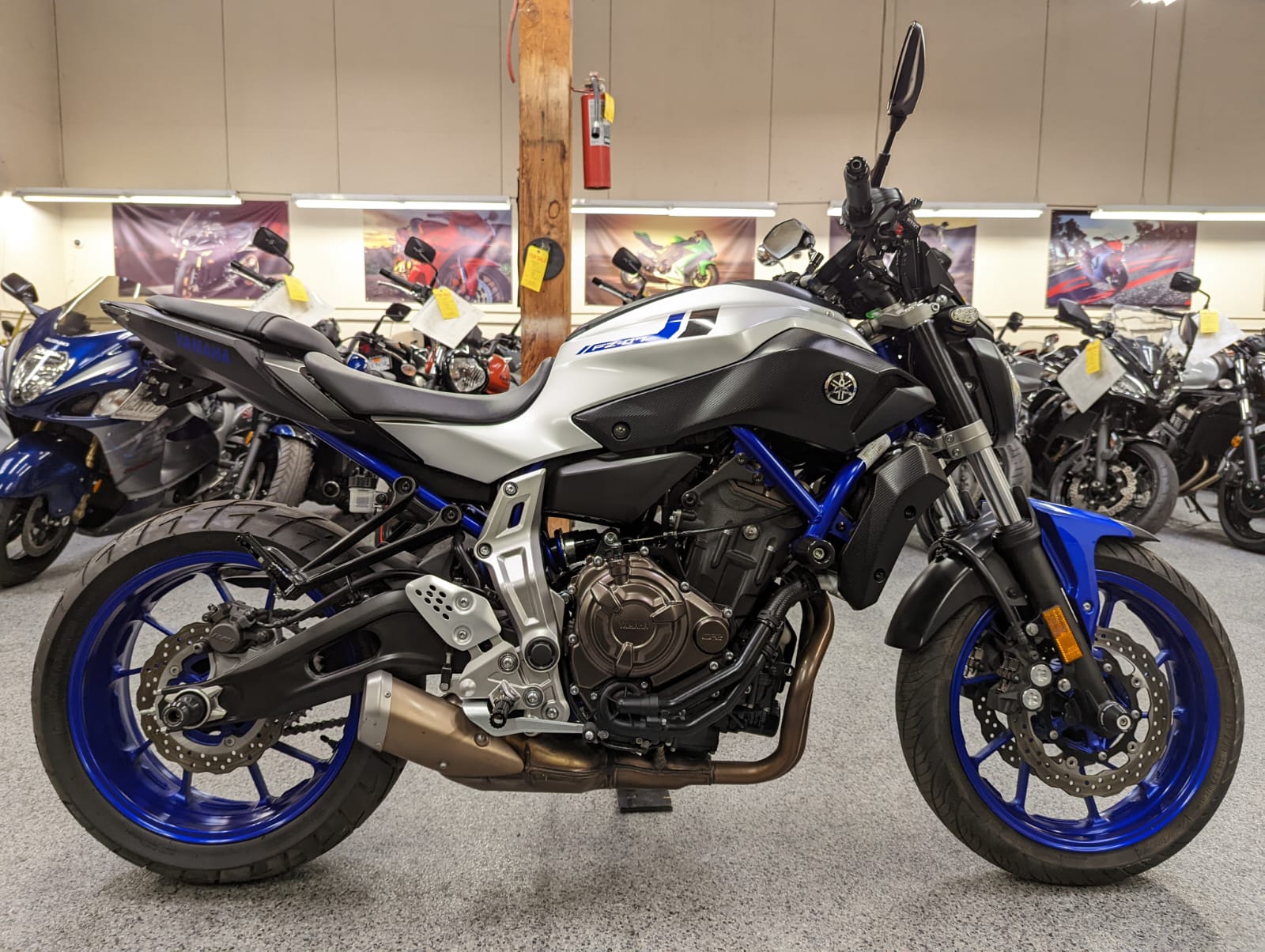 Buy 2016 Yamaha FZ07 FZ-07 - 9000 Miles | AK MotorsAK Motors