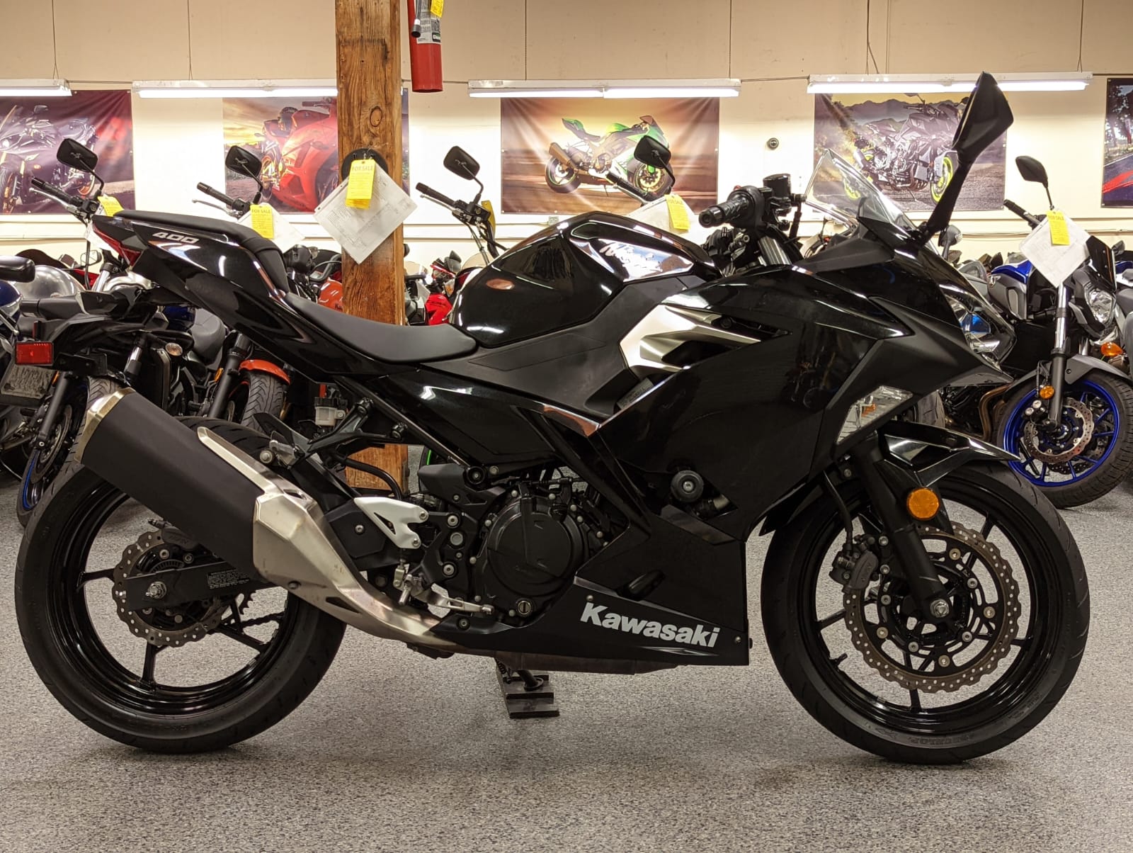 2019 Kawasaki Ninja 400 - 5000 Miles | AK Motors