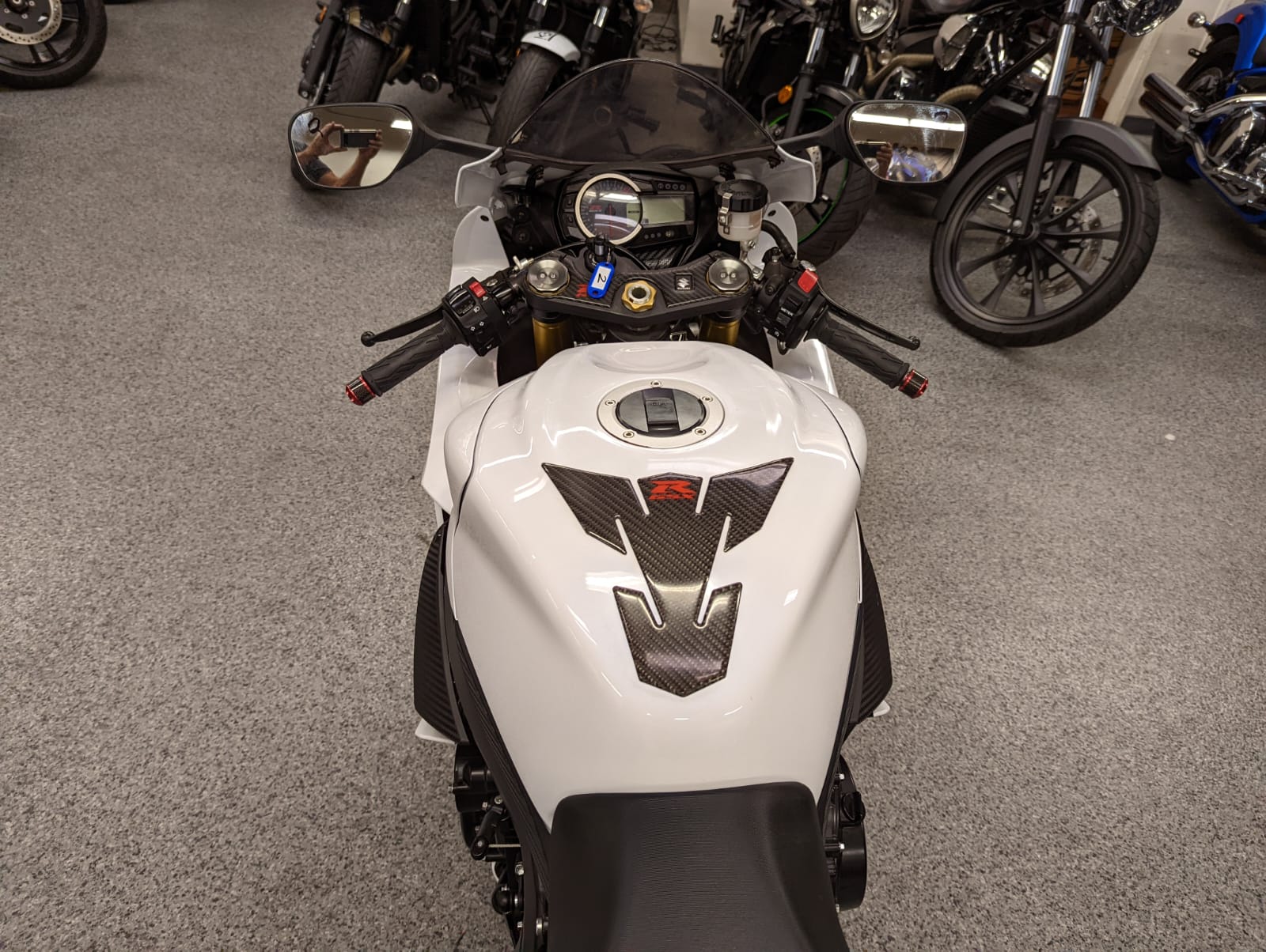 2017 Suzuki GSXR 750 - AK Motors