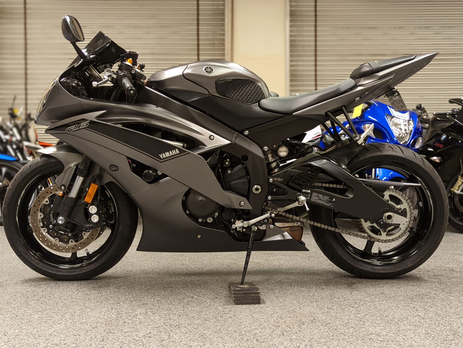 2016 Yamaha R6 - AK Motors