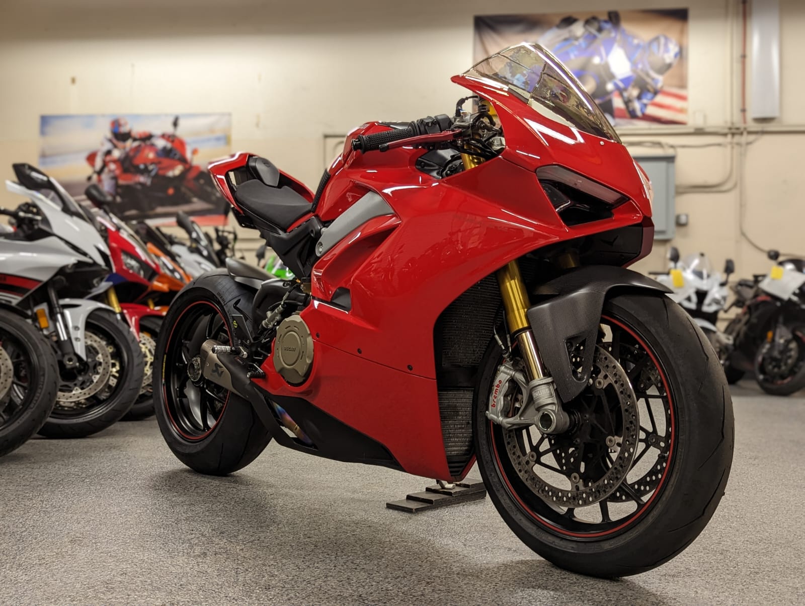 2019 Ducati Panigale V4S - AK Motors