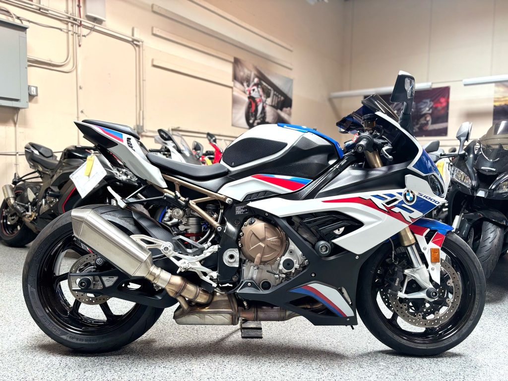 2020 BMW S1000RR M PACKAGE + CARBON WHEELS - AK MotorsAK Motors